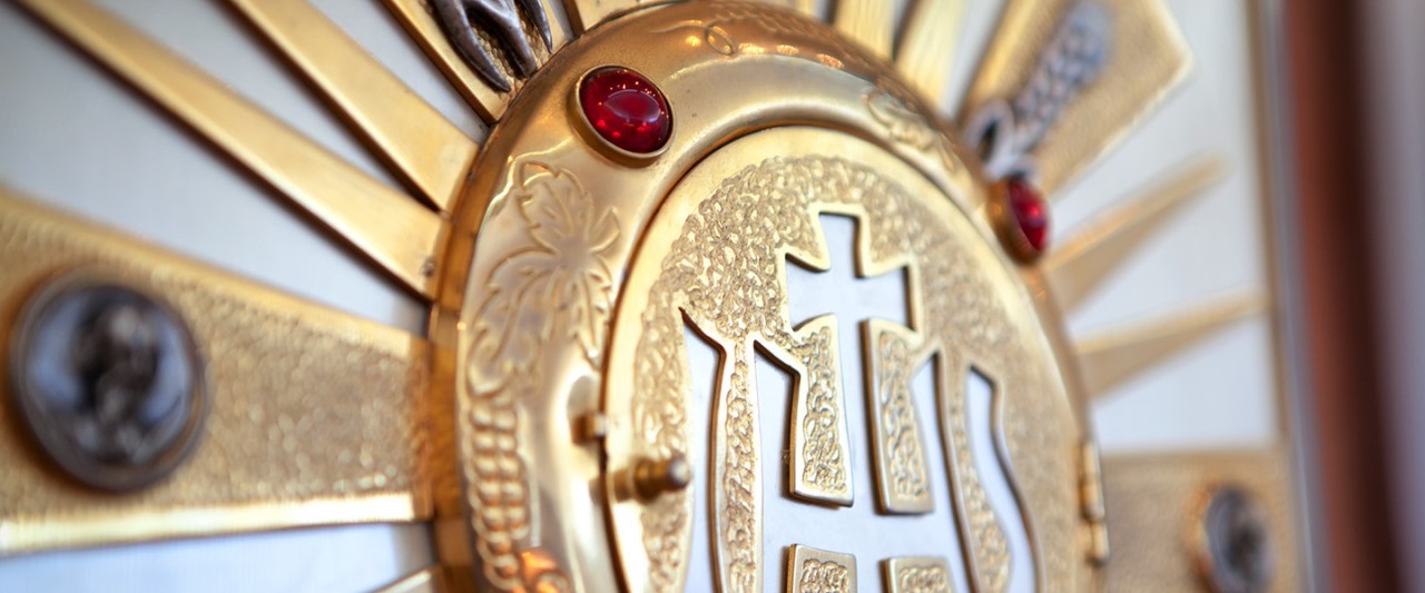 ¿Qué significa el monograma JHS?