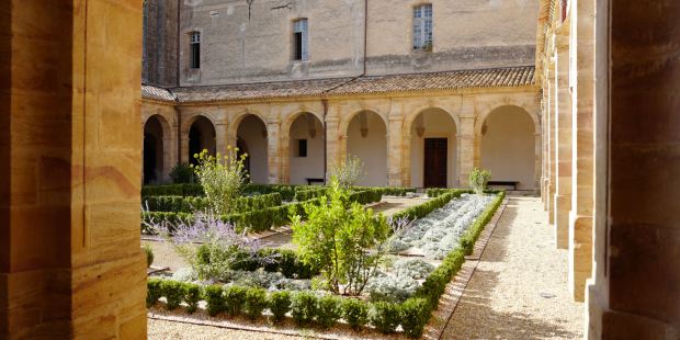 ¿Qué es un claustro?