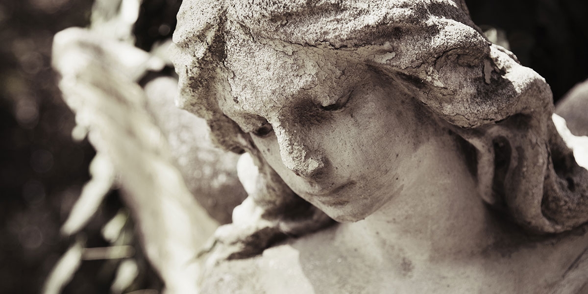 Tronos: Los ángeles que purifican el amor desequilibrado