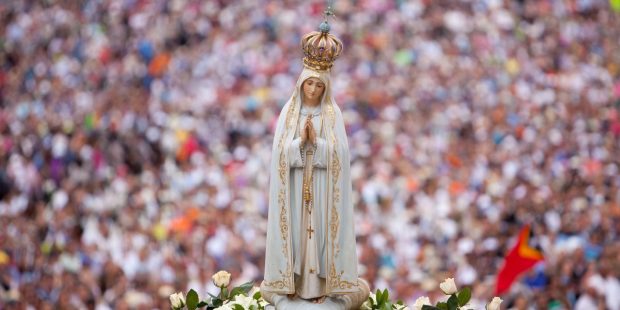 Virgen de Fátima: "Una Señora más brillante que el sol"