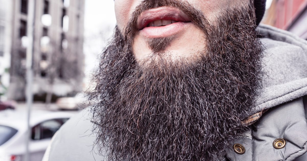 9 santos con famosas barbas