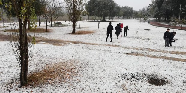 Bolivia y un manto de nieve “inusual” que cubre varias regiones