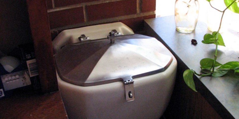 ¿Qué es un atrio en la Iglesia católica y qué representa?