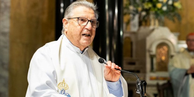 Uruguay: Muere Robin Traverso, el sacerdote de la alegría