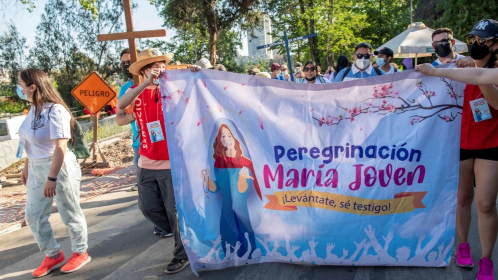 “María Joven” y una imagen de la Virgen que “brilla” más que el sol