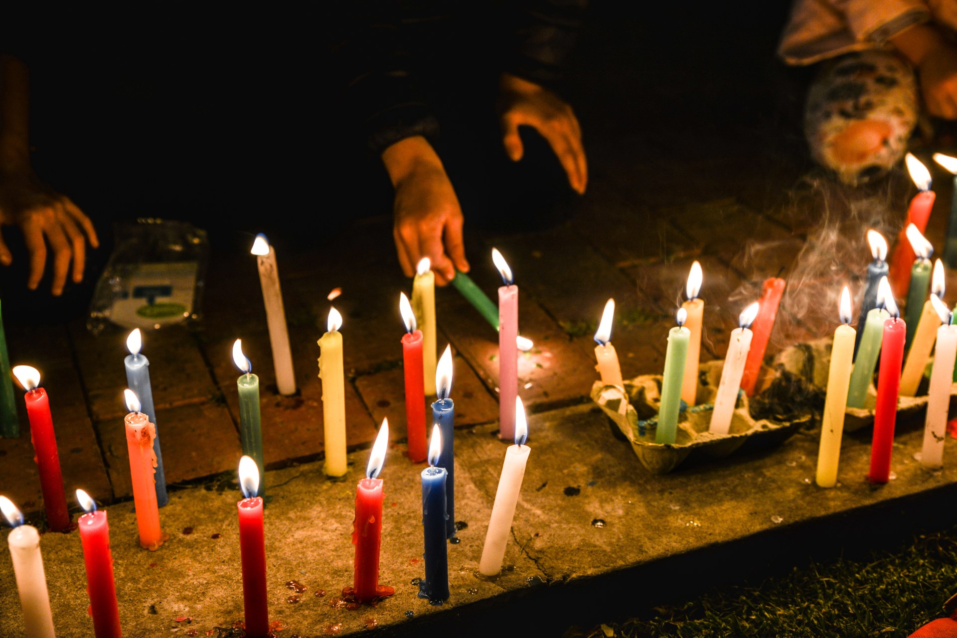 ¿Sabes qué es la Noche de las Velitas de Colombia?