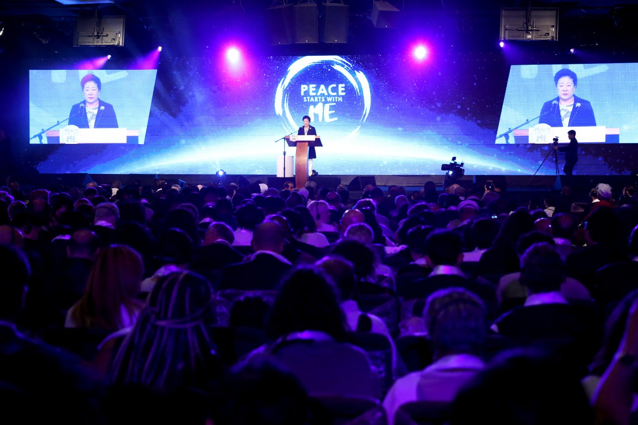 La secta Moon y sus influencias políticas al más alto nivel