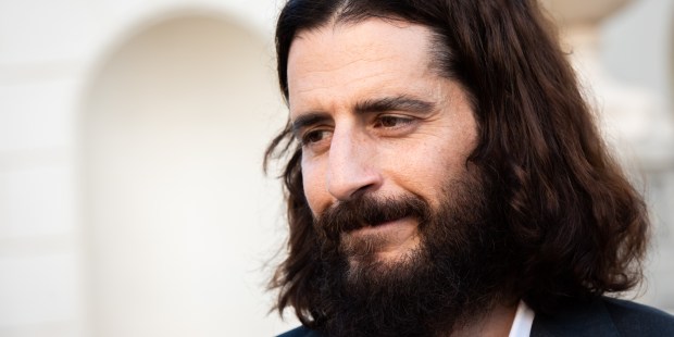 Cuaresma de Jonathan Roumie: Ayuno, compartir la fe y una nueva película