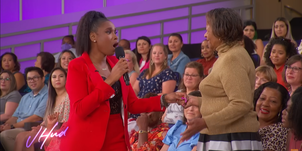 Jennifer Hudson hace llorar al público cantando un himno a anciana de ...