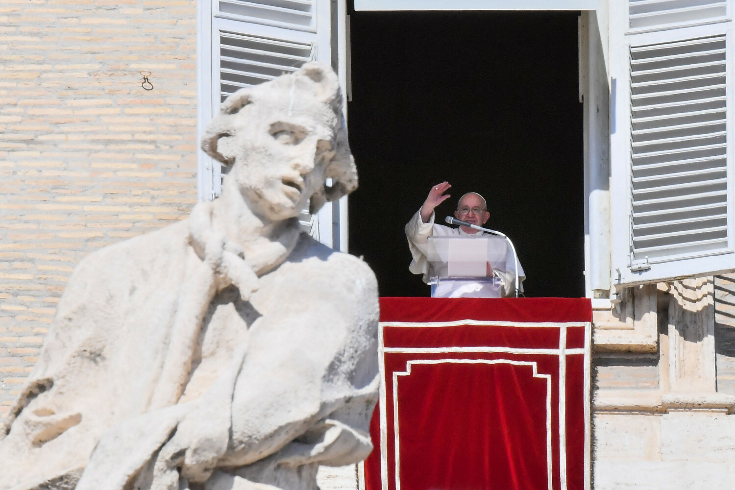 El Papa en el Ángelus: ¿Cómo miramos?