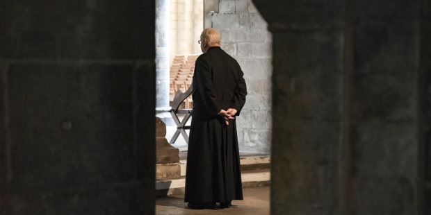 Hazte estas 4 preguntas sobre los curas que conoces