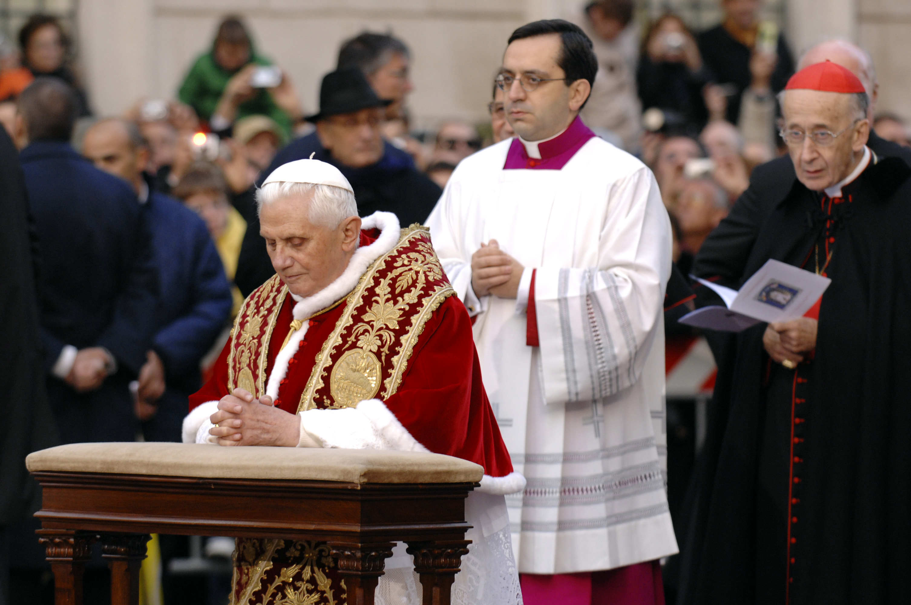 Benedicto XVI y sus enseñanzas sobre la muerte