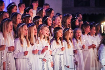 Arzobispo explica lo que llevó a una nueva ambientación musical de la misa