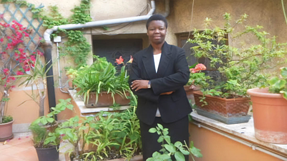 Quién es la religiosa que viaja con el Papa a Congo y Sudán del Sur