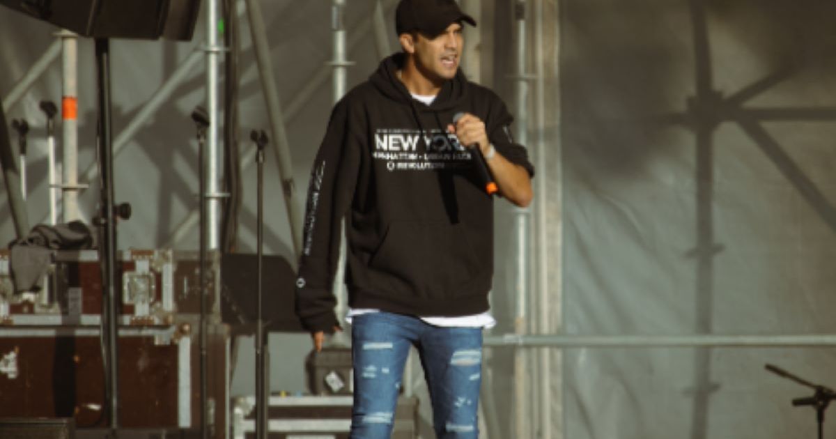 La oración que rezaron en secreto el rapero Grilex y Hakuna antes de la ...