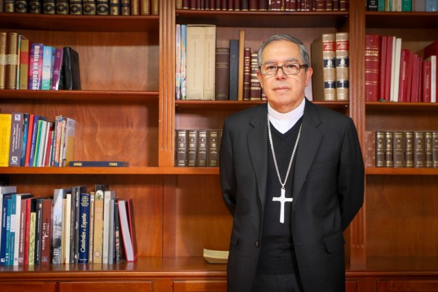 Luis José Rueda - De cura de pueblo a cardenal