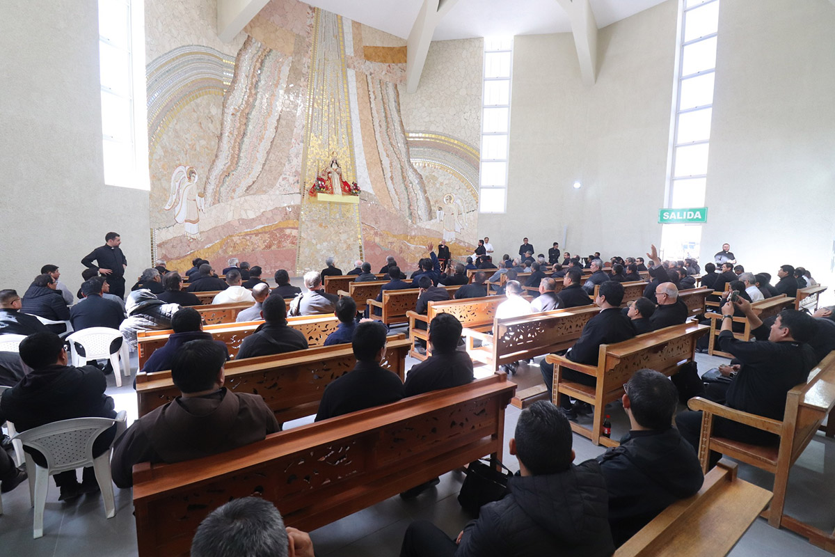 Sacerdotes de Arequipa (Perú) y una visita especial a la Virgen de Chapi