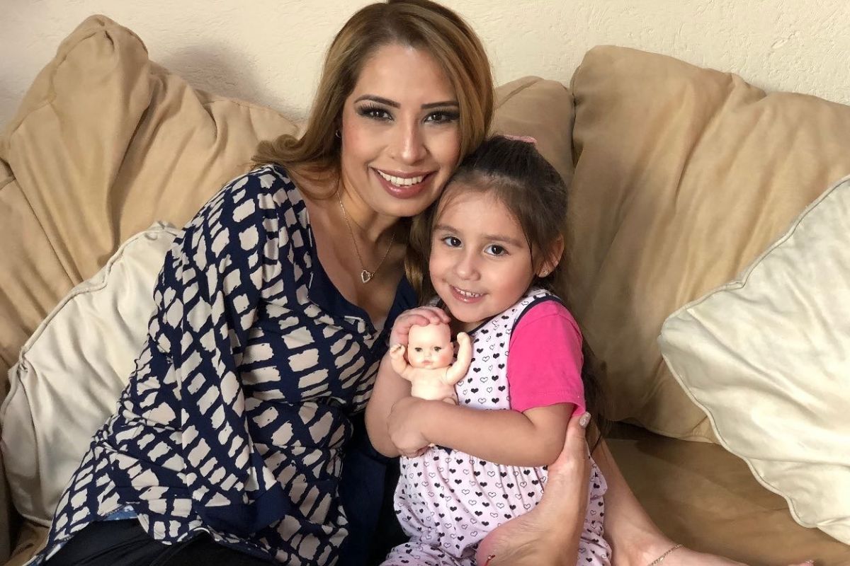 "Nací con un cuerpo sin brazos" La historia de Adriana Macías