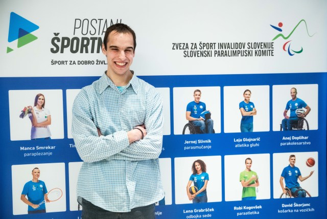 "Aunque no pueda ver, puedo hacer más que muchos". Conoce a Robi