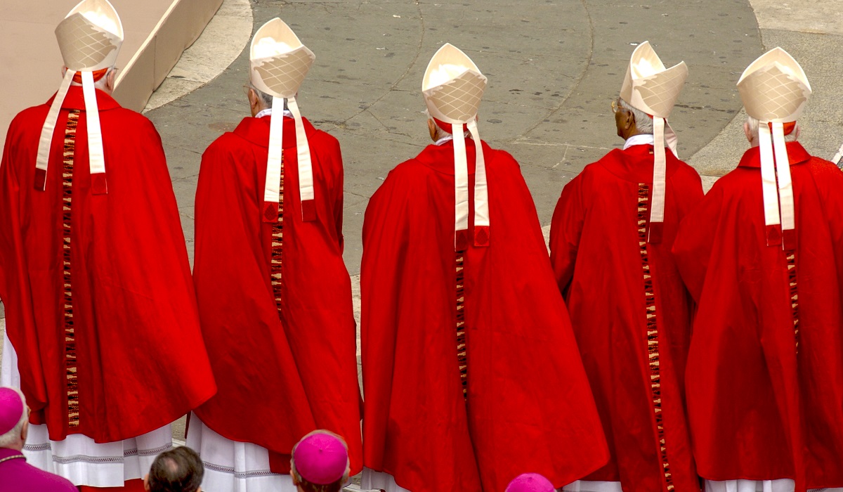 Cónclave: ¿Puede un cardenal desconocido in pectore aparecer en el ...