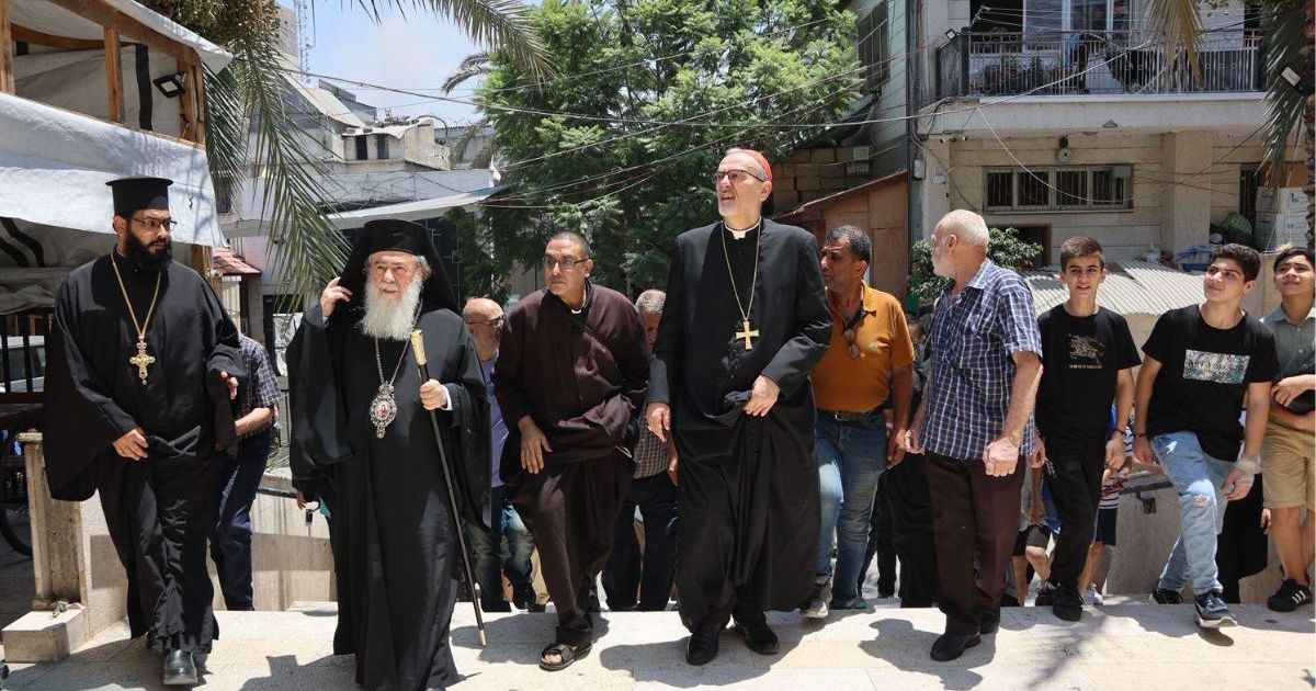 Tras el bombardeo de una parroquia católica, el cardenal Pizzaballa ...