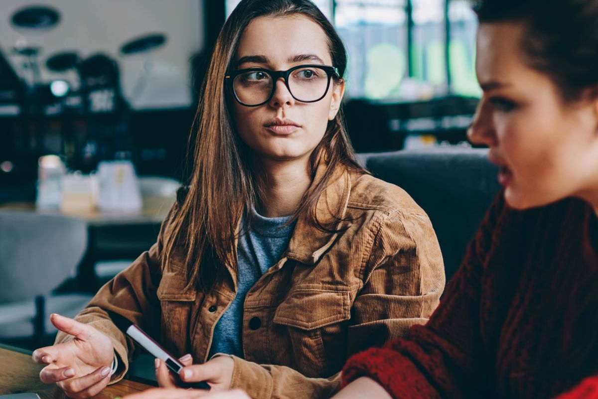 (VIDEO) ¿Cómo tomar los comentarios de los demás d manera positiva?