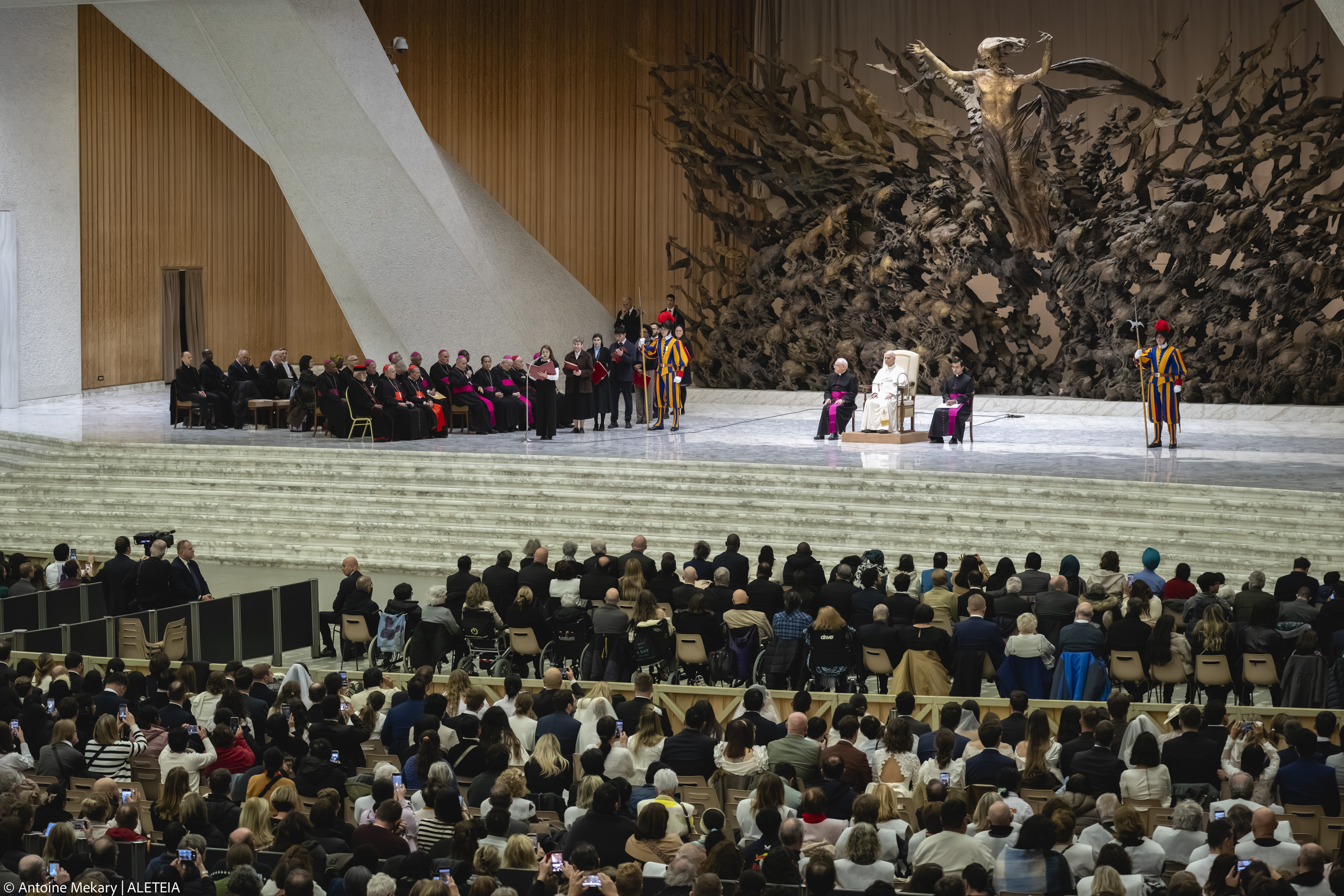 León XIV lanza un nuevo ciclo de catequesis sobre el Concilio Vaticano ...